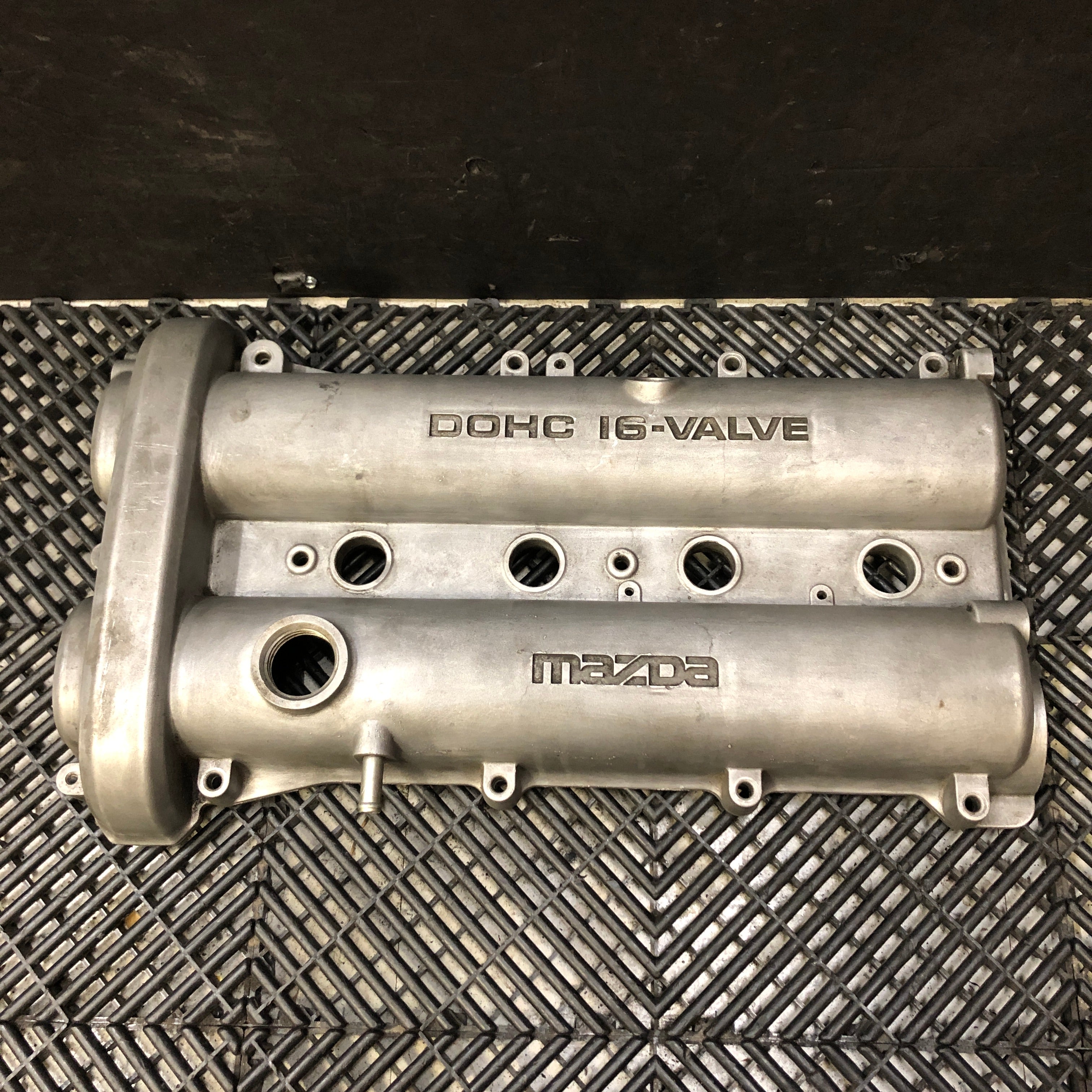 Mazda Miata NB1 Non-VVT 1.8 Valve Cover #1202 | UP GARAGE Garden Grove