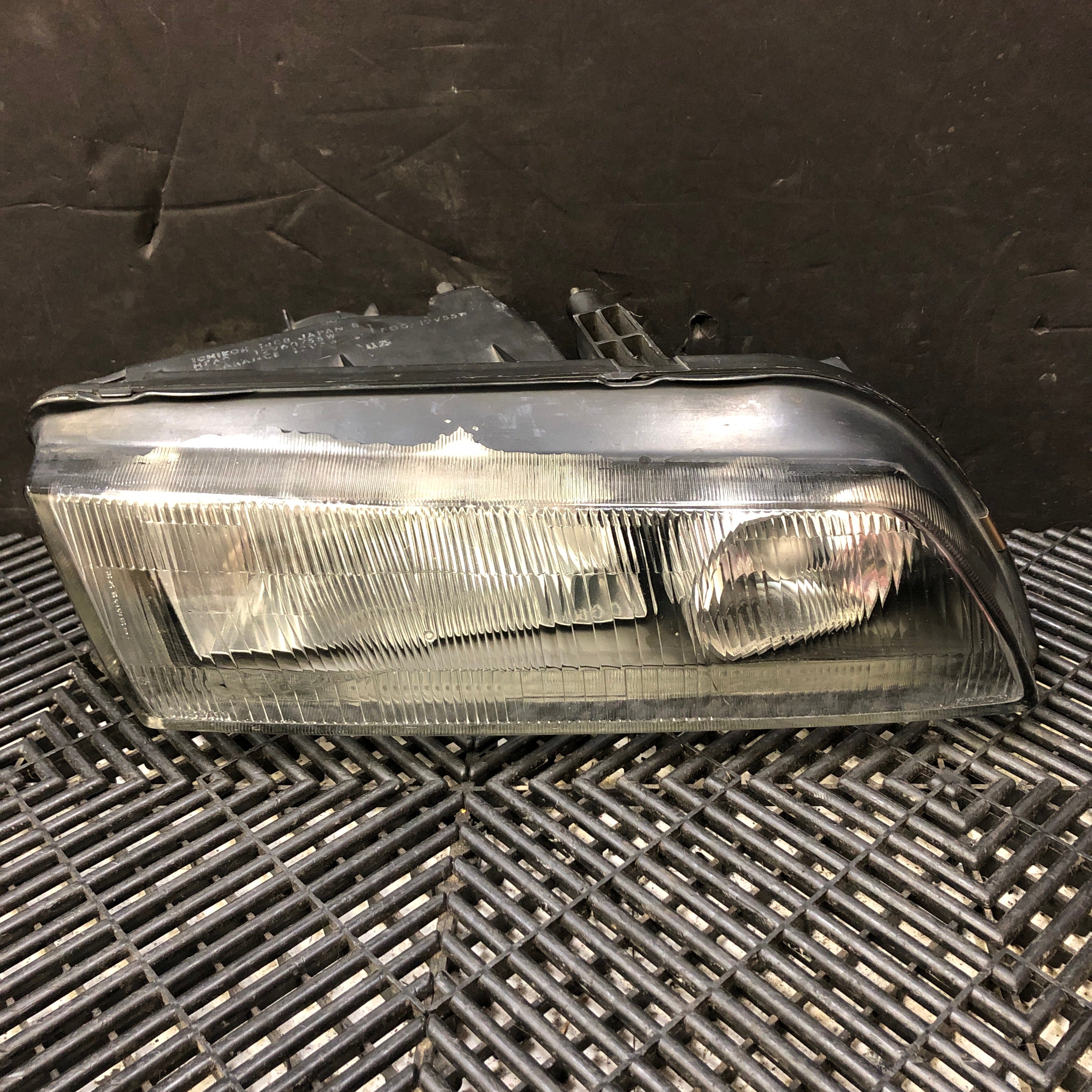 ★SUPER SALE★ Nissan Skyline GTR BNR32 N1 Headlight #1201 | UP GARAGE ...