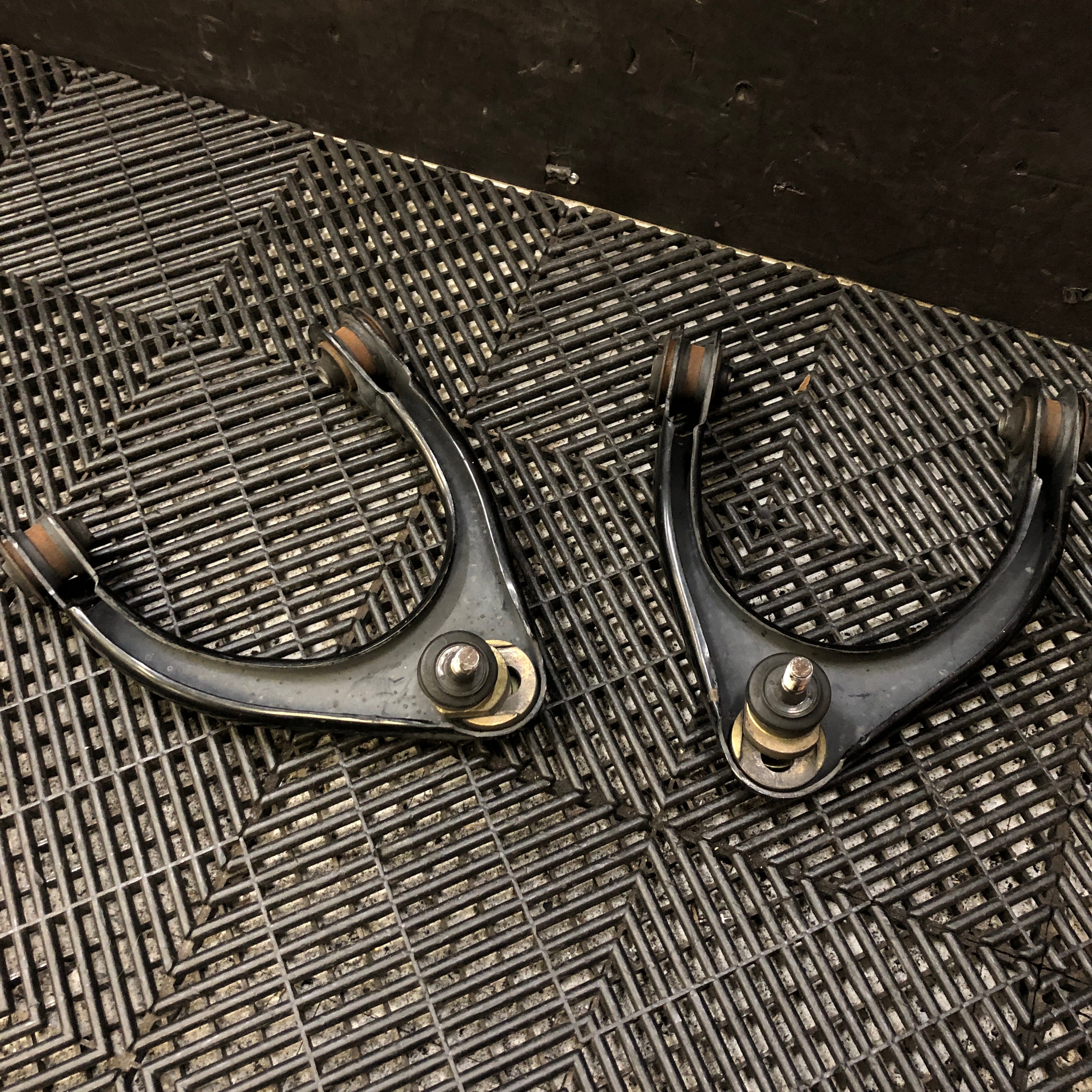 Adjustable Upper Control Arms for GS300 3rd Gen | UP GARAGE Garden Grove