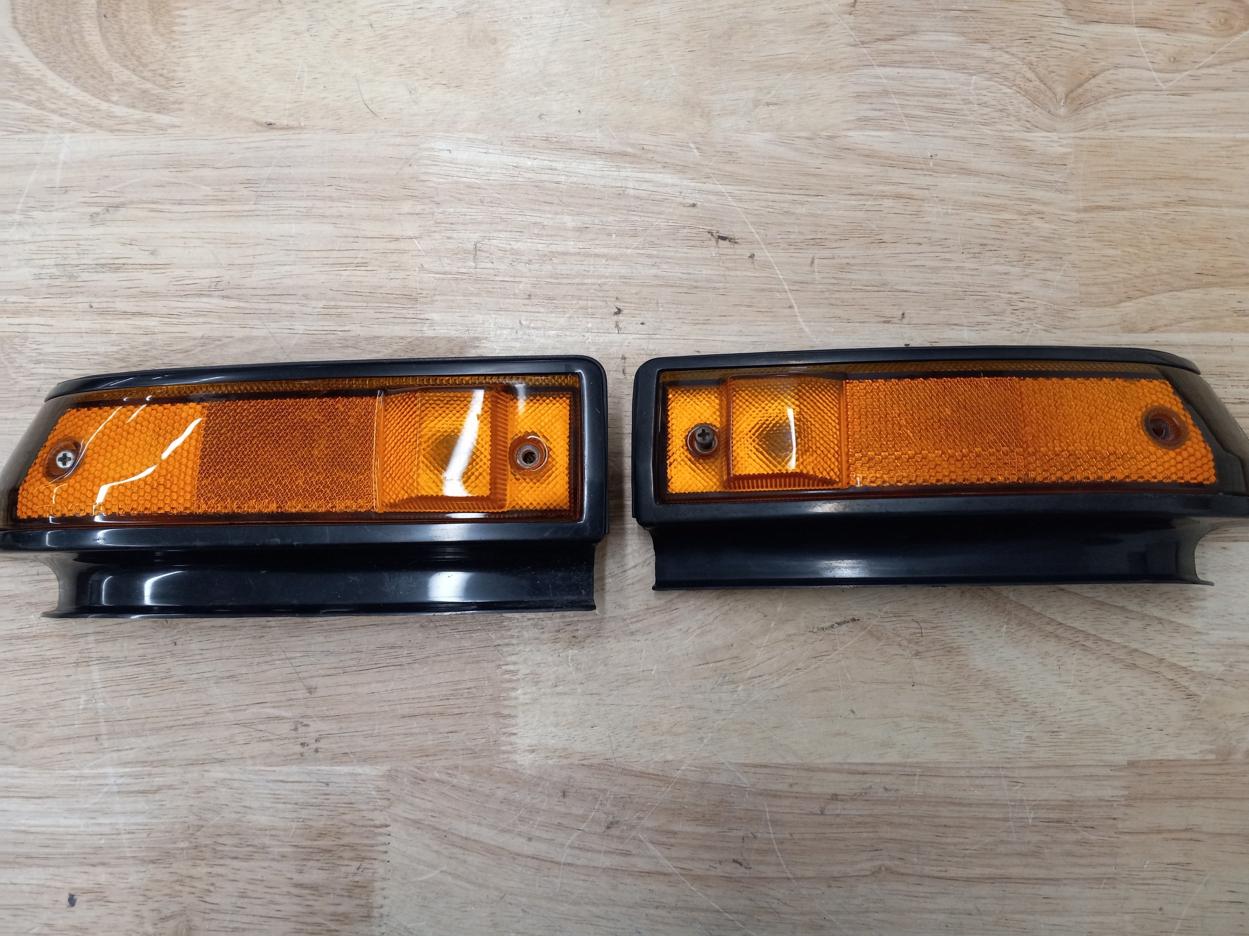 Toyota AE86 OEM Corner Lights #0512 | UP GARAGE Garden Grove