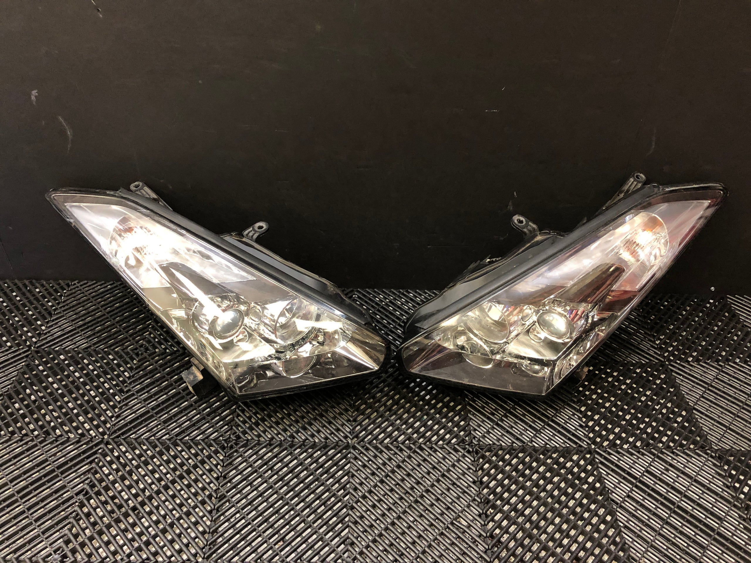 Nissan GT-R OEM Headlights (GTR,R35)#0717 | UP GARAGE Garden Grove