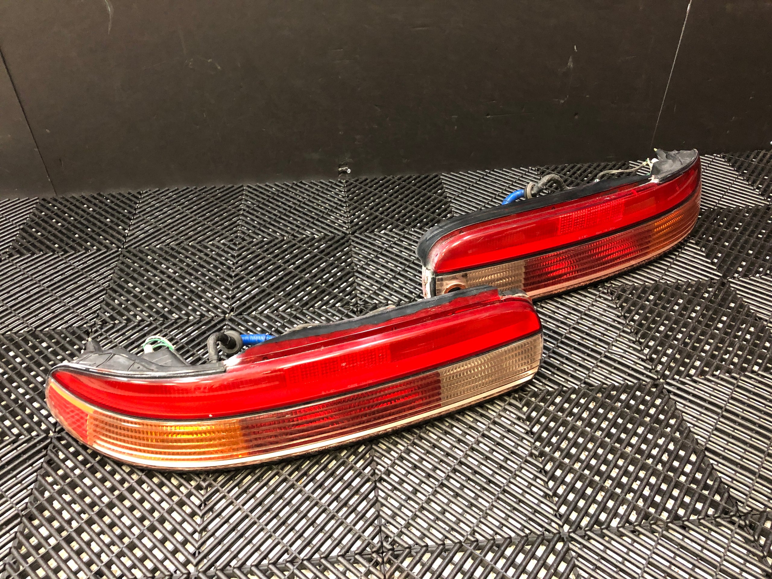 LEXUS SC300 Tail Lights #0723 | UP GARAGE Garden Grove