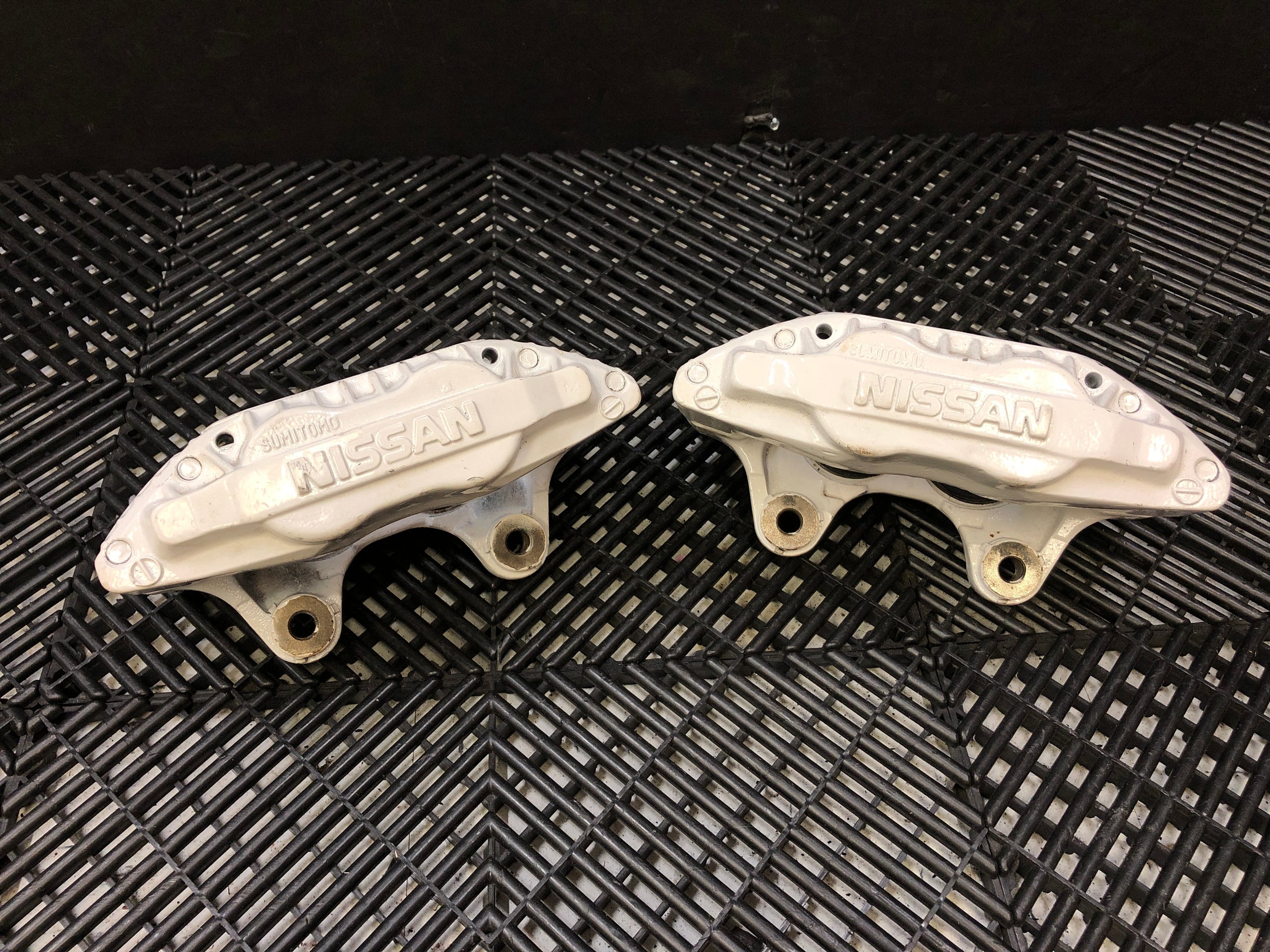 Nissan 300ZX Z32 OEM Sumitomo Front Brakes #0804 | UP GARAGE Garden Grove