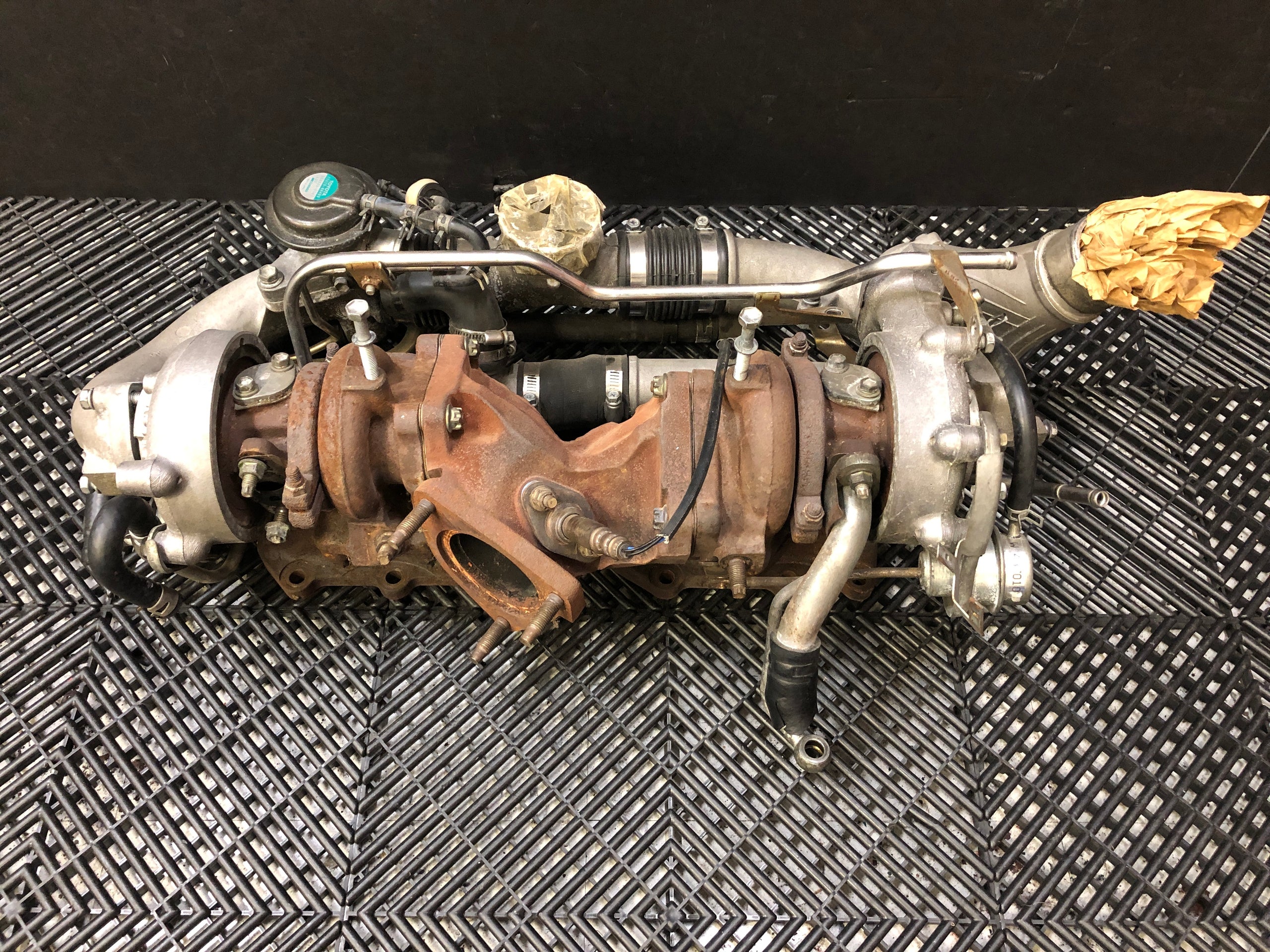 Toyota Soarer 1JZ-GTE Non-VVTI OEM CT12A Twin Turbos with Intake Pipes ...