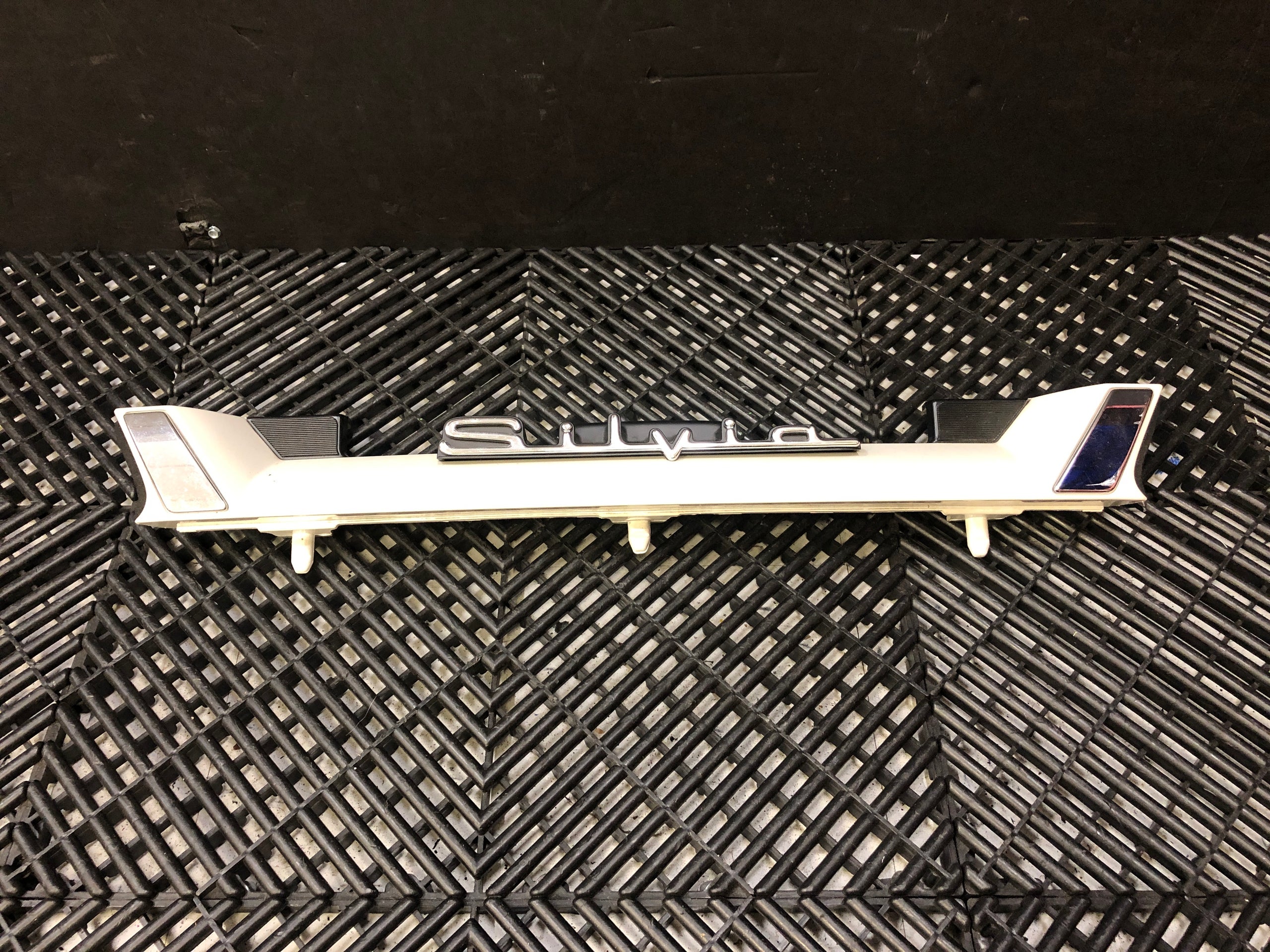 Nissan Silvia S14 Zenki Front Grille #0429 | UP GARAGE Garden Grove