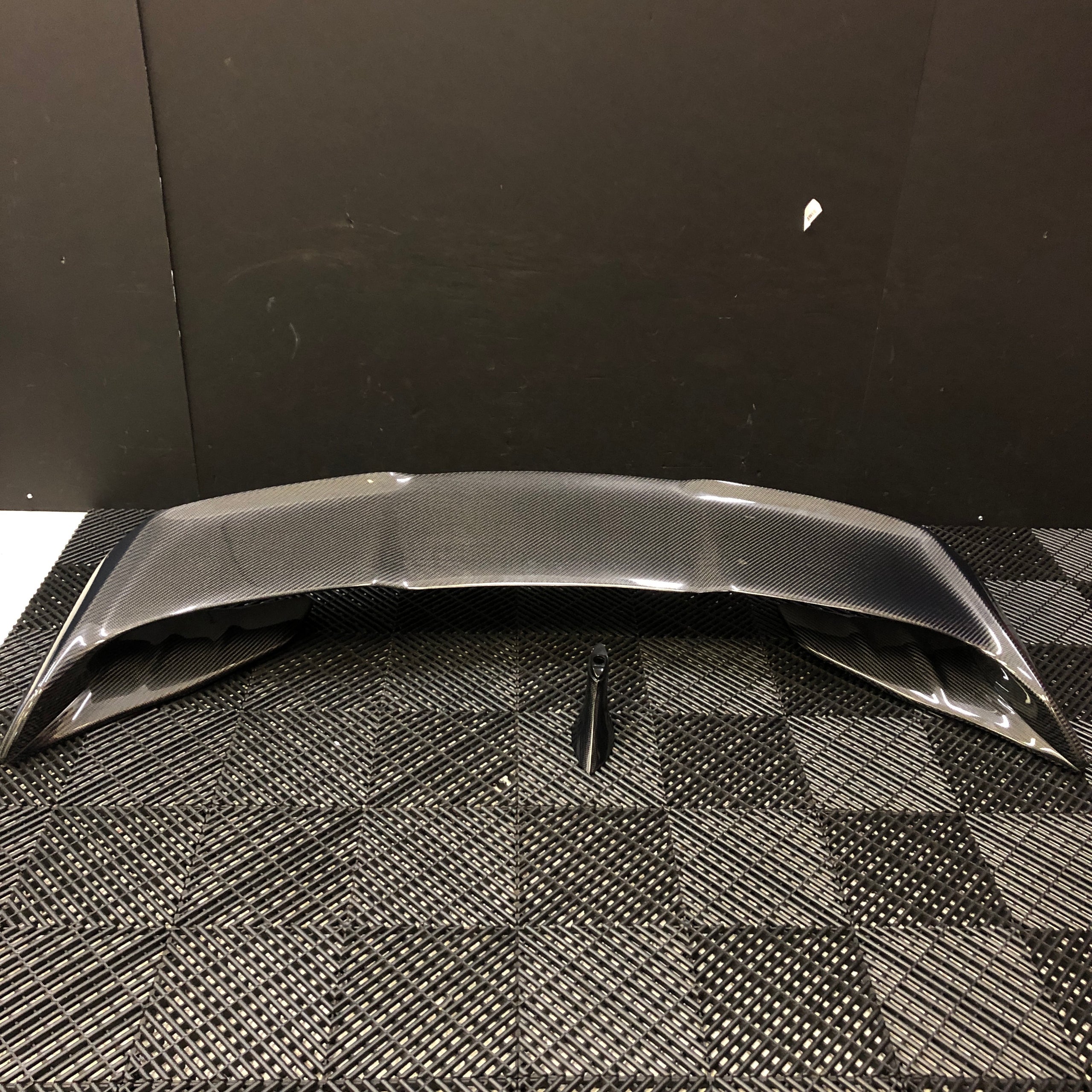 Varis Magnum Opus Carbon Fiber Spoiler for Nissan GTR R35 #0831 | UP ...