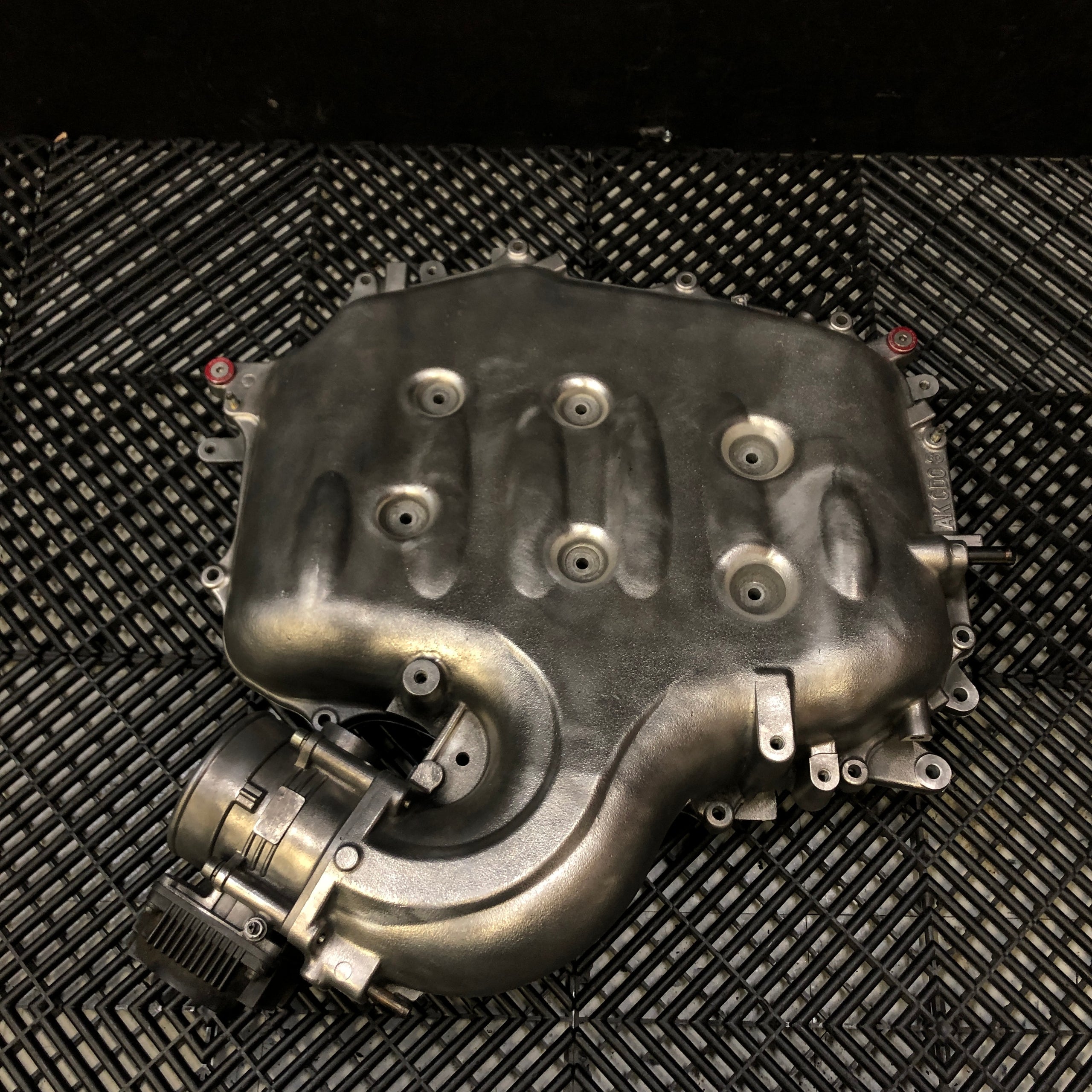 Nissan VQ35 OEM Upper Intake Manifold with Throttle Body #0919 | UP ...