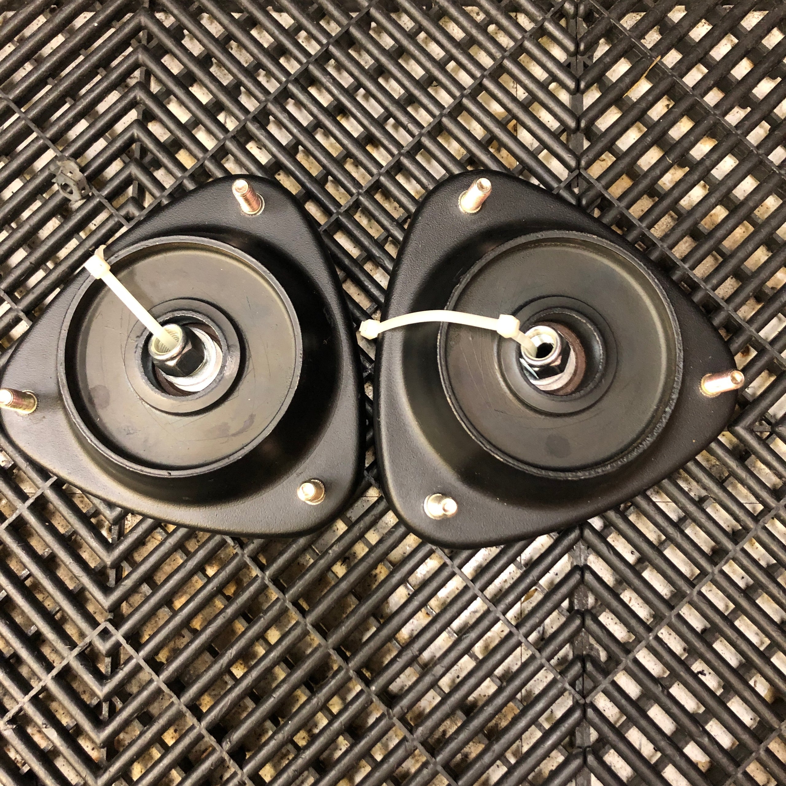 Subaru OEM Impreza WRX STI Strut top mount(Front) #1213 | UP GARAGE ...